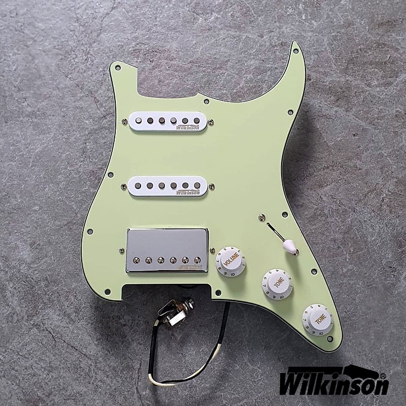 Wilkinson Prewired Stratocaster Loaded Pickguard SSH! Cream